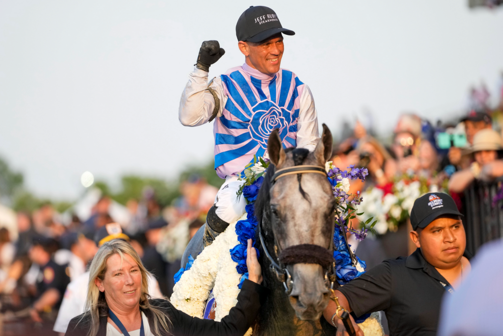 Arcangelo Wins the Belmont - EQUINE Ink